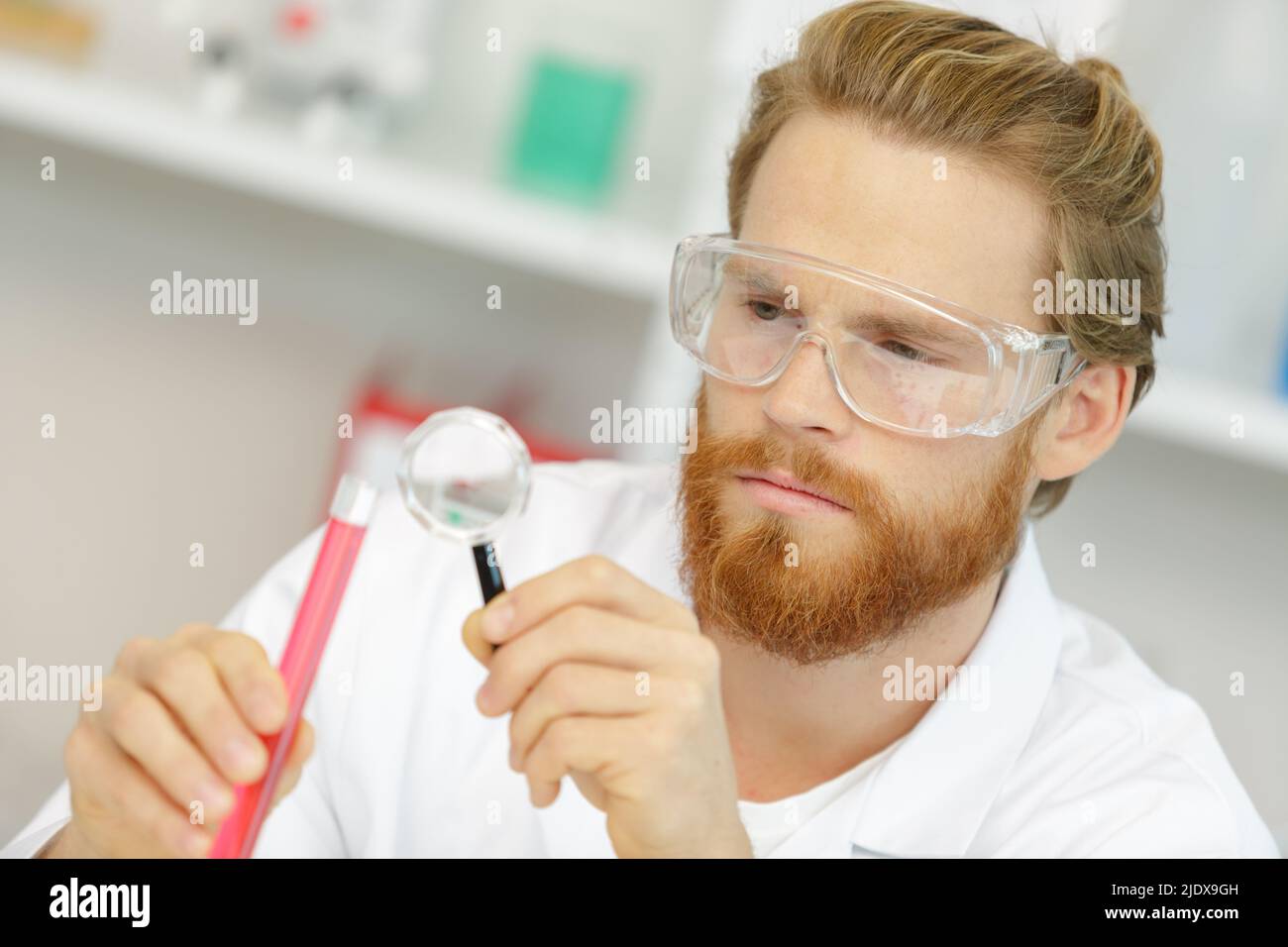 Clinician using hi-res stock photography and images - Alamy