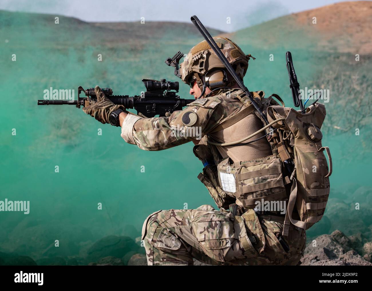 Kentucky U.S. Army National Guard Soldiers assigned to Task Force Red ...