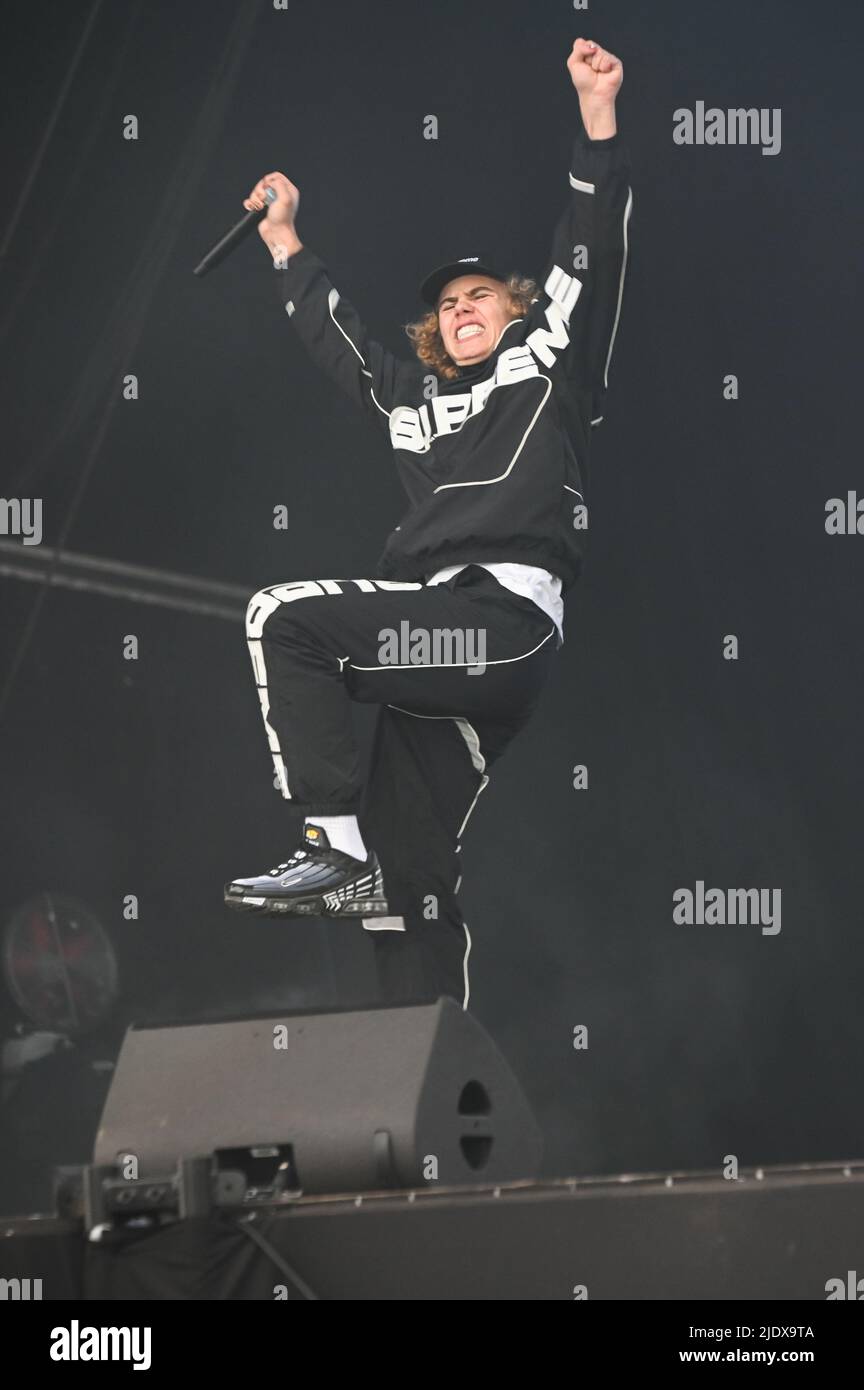 Kid laroi concert hi-res stock photography and images - Alamy