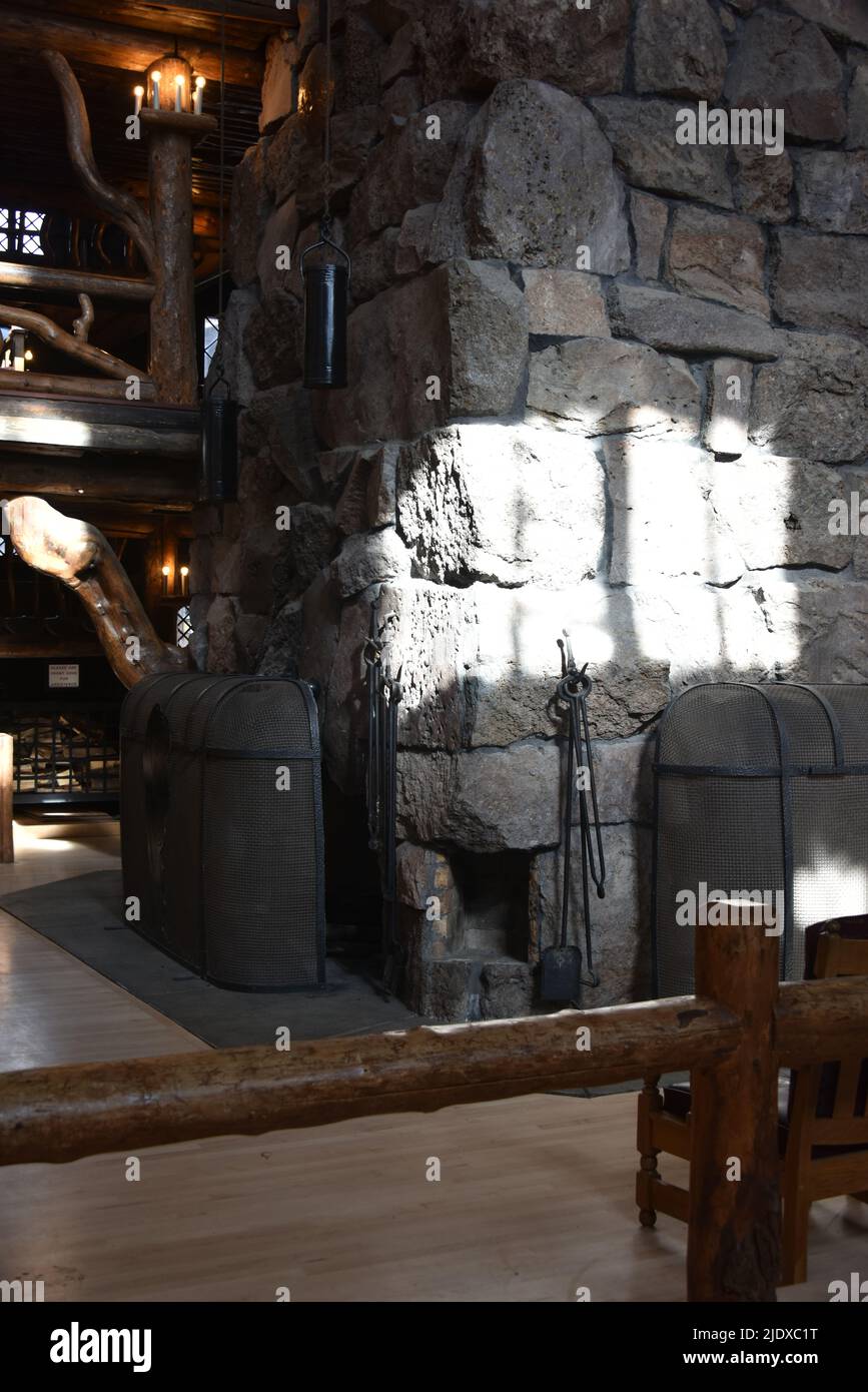 Yellowstone National Park USA 5/21-24/2022. Old Faithful Inn grand ...