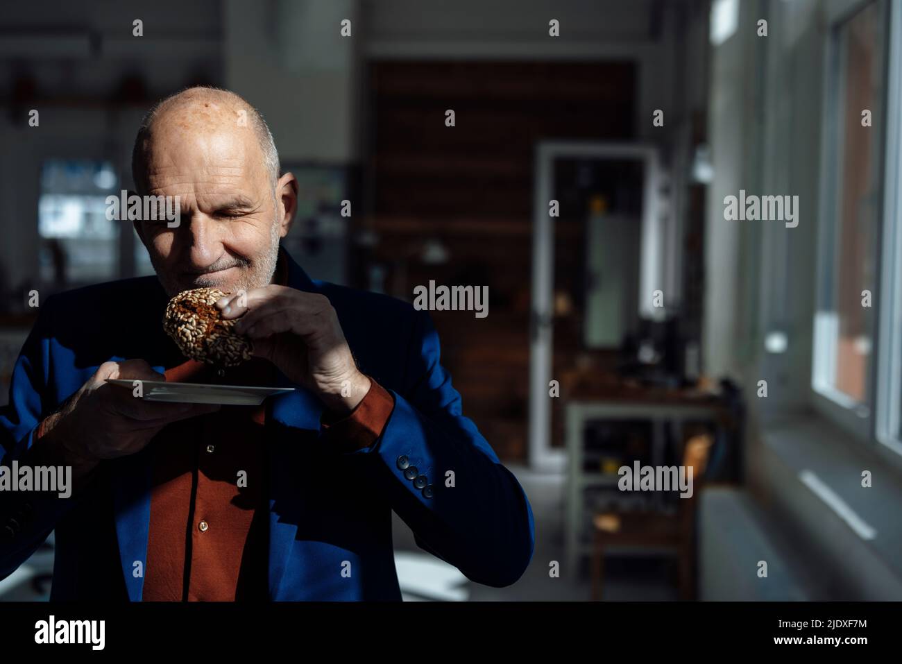 Office snack hi-res stock photography and images - Alamy