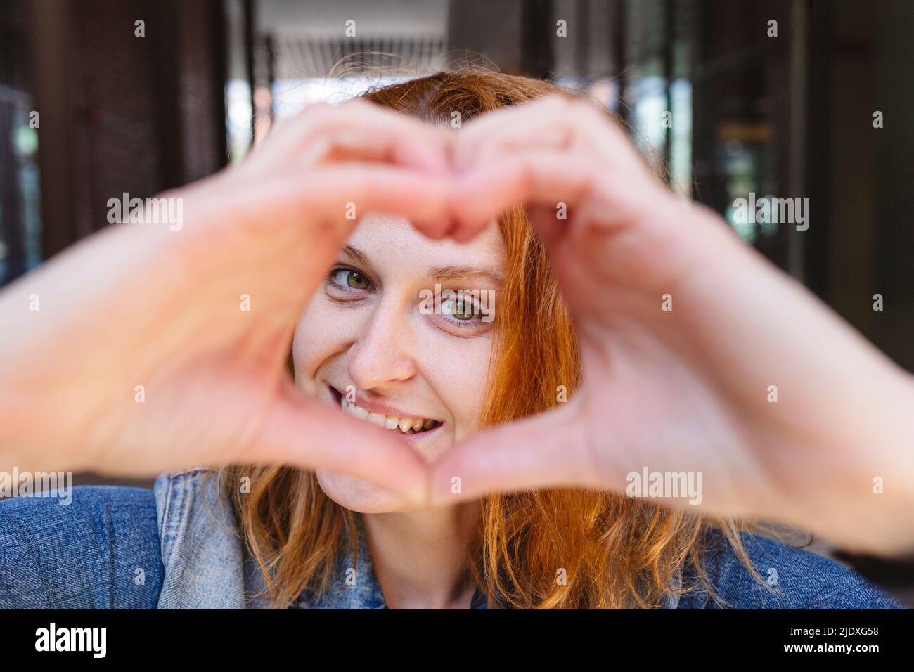 Heart hand shape hi-res stock photography and images - Alamy