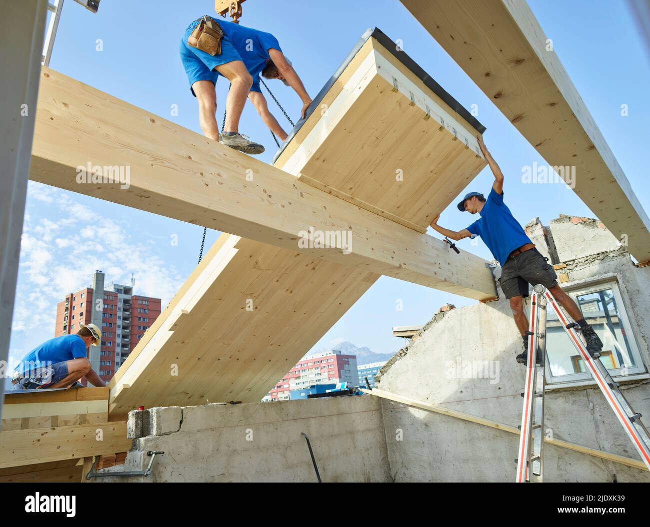 Worker working on construction site hi-res stock photography and images ...