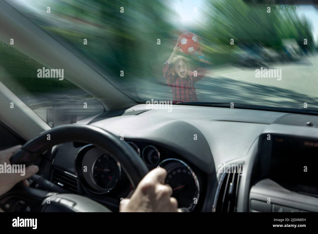 50 car accident hi-res stock photography and images - Alamy