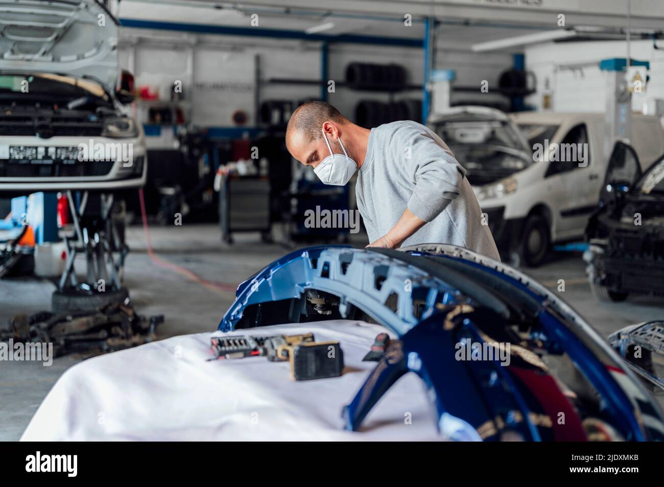 Bumper repair hi-res stock photography and images - Alamy