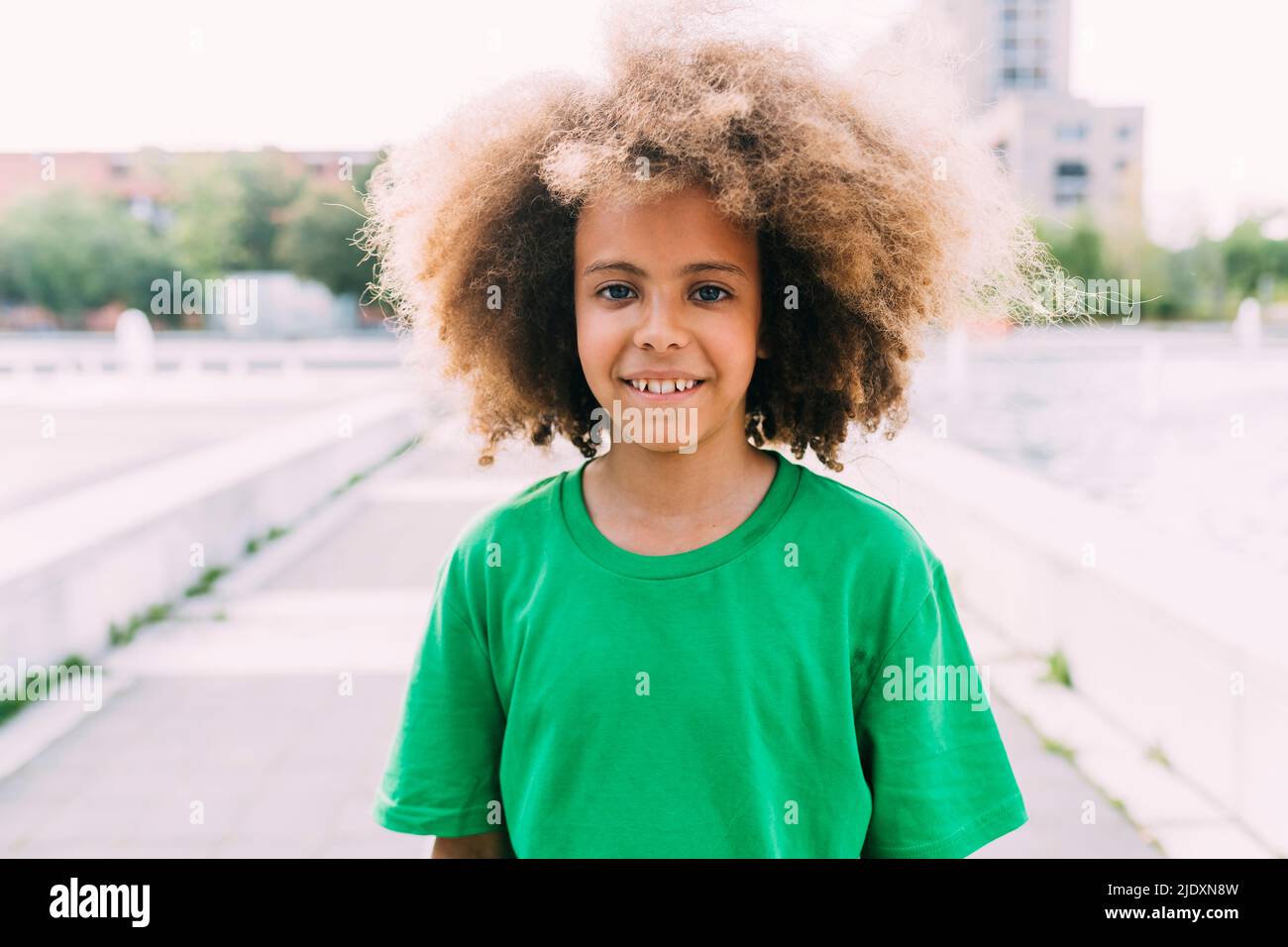 Boy afro hi-res stock photography and images - Alamy