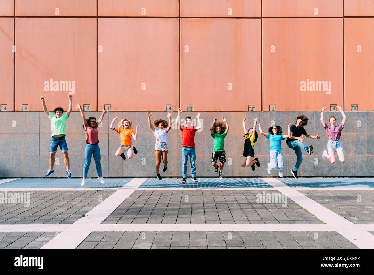Jumping wall 10 11 years hi-res stock photography and images - Alamy