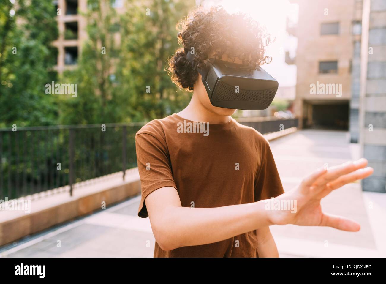 Children virtual reality outdoors hi-res stock photography and images ...