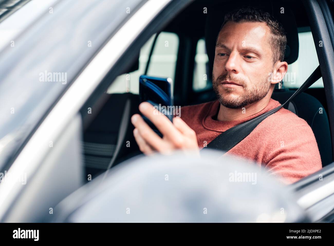 Man driving car smart hi-res stock photography and images - Alamy