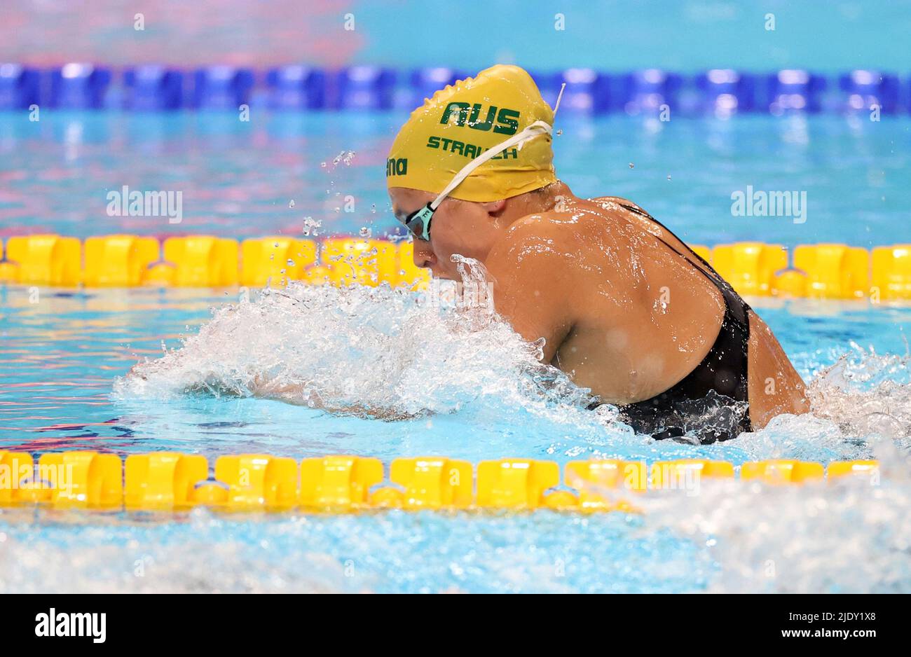 Jenna strauch hi-res stock photography and images - Alamy