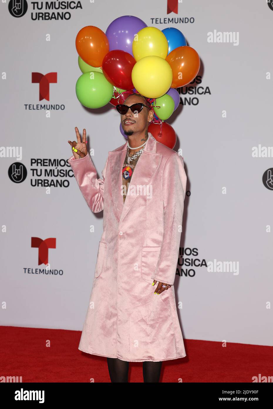 SAN JUAN, PUERTO RICO - JUNE 23: Kiko el Crazy attends Premios Tu ...