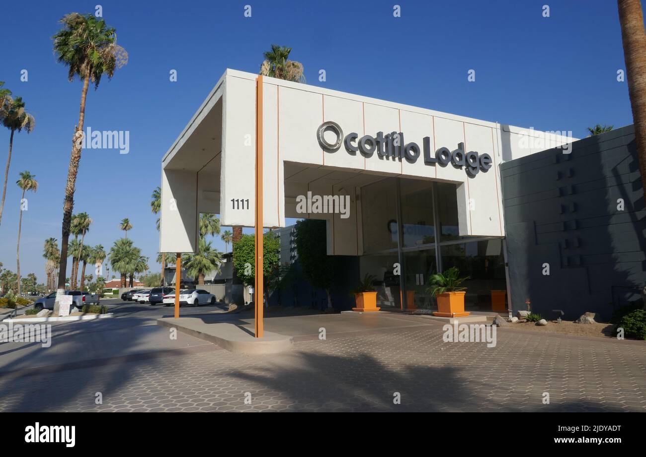 Ocotillo lodge hi-res stock photography and images - Alamy
