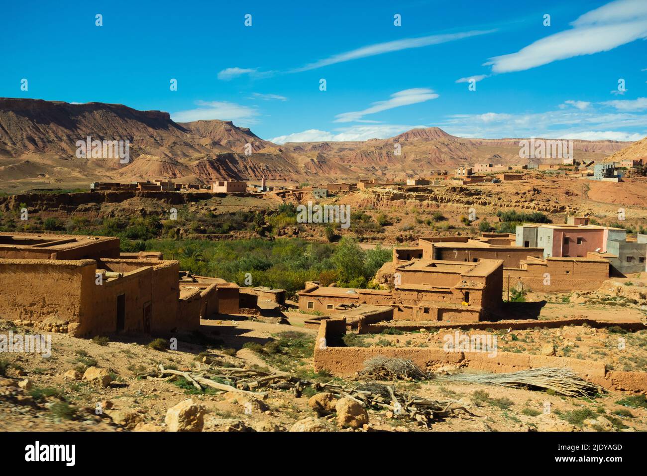 Villages of the high atlas hi-res stock photography and images - Alamy