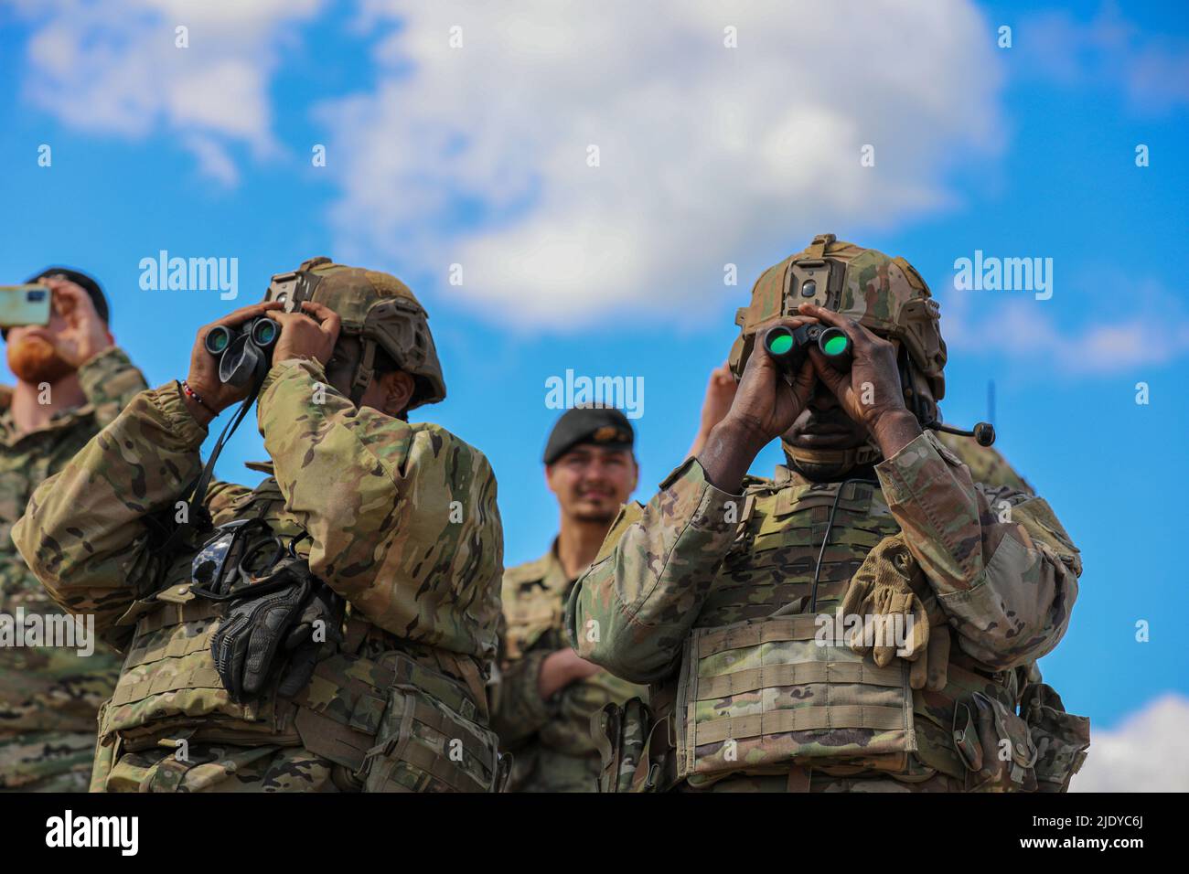 2022 defender hi-res stock photography and images - Alamy