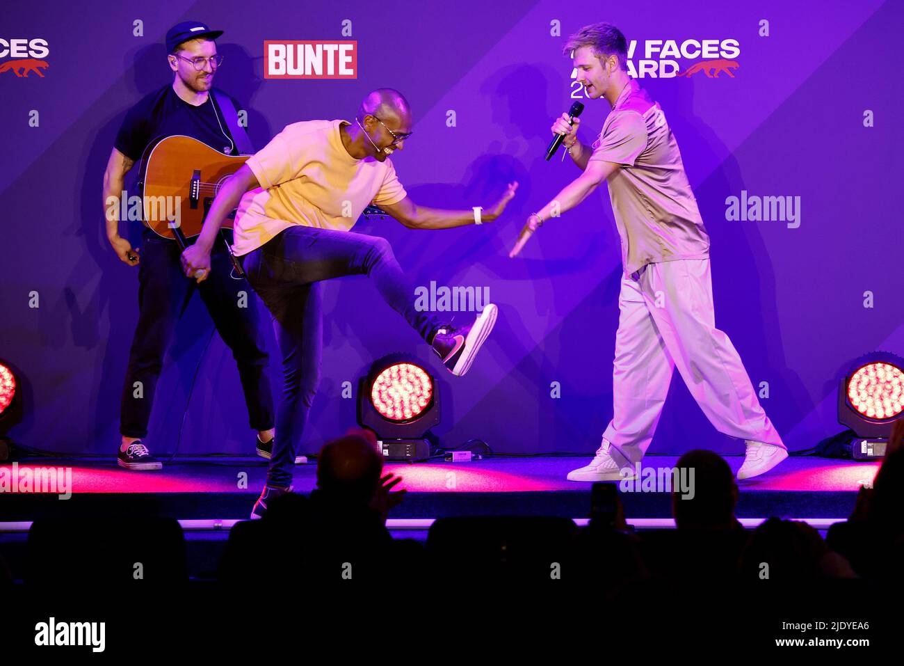 Film ceremony hi-res stock photography and images - Alamy