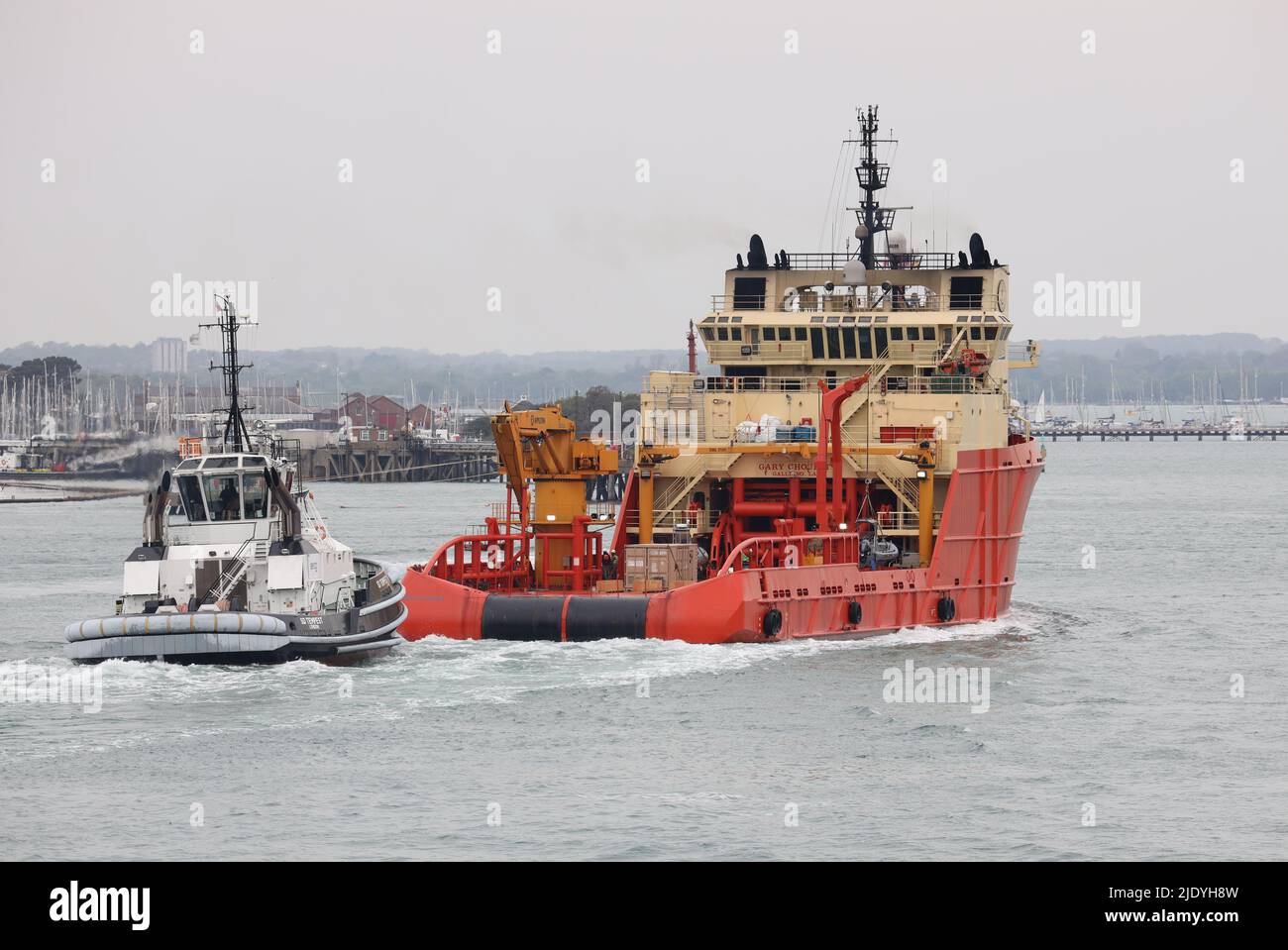 Offshore support vessel hi-res stock photography and images - Alamy