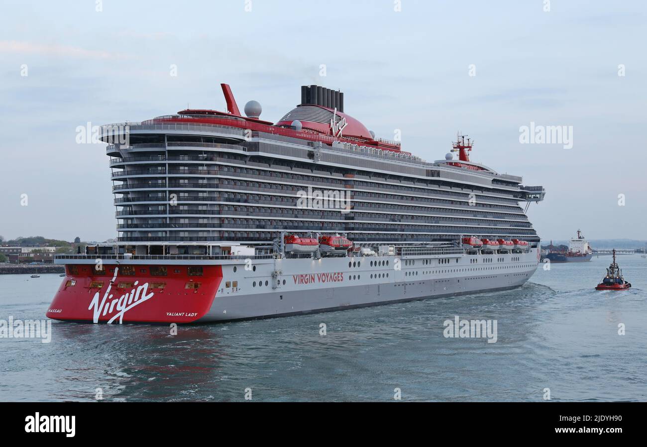 The Virgin Voyages cruise ship VALIANT LADY heads into the ...