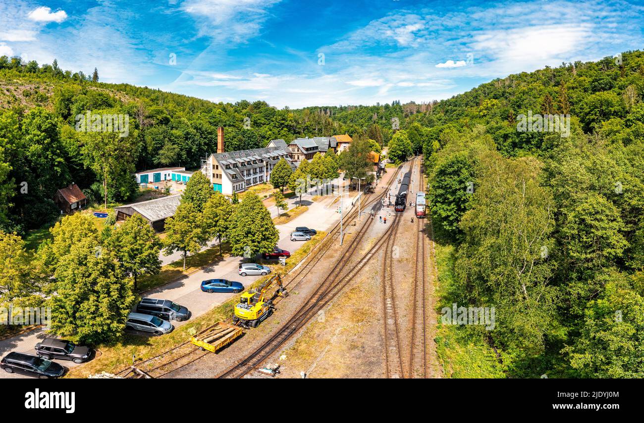 Bahnhof Alexisbad im Selketal mit Harzer Schmalspurbahn Stock Photo - Alamy