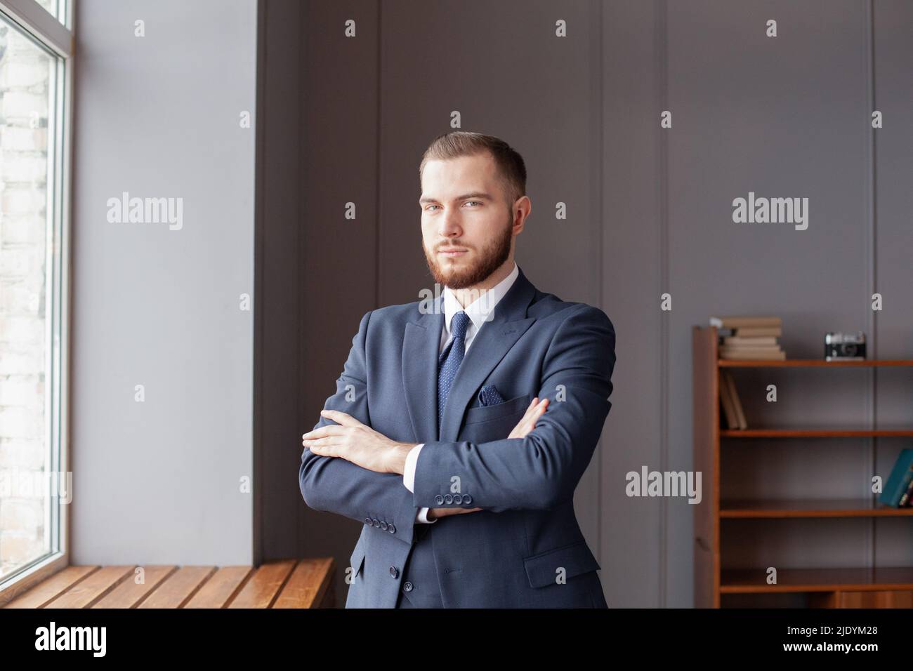 Man in navy blue suit hi-res stock photography and images - Alamy