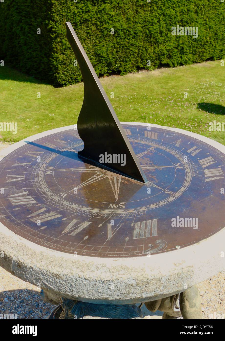 Clock 11 am hi-res stock photography and images - Alamy