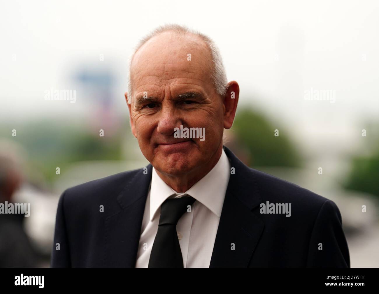 Rugby wales phil bennett hi-res stock photography and images - Alamy