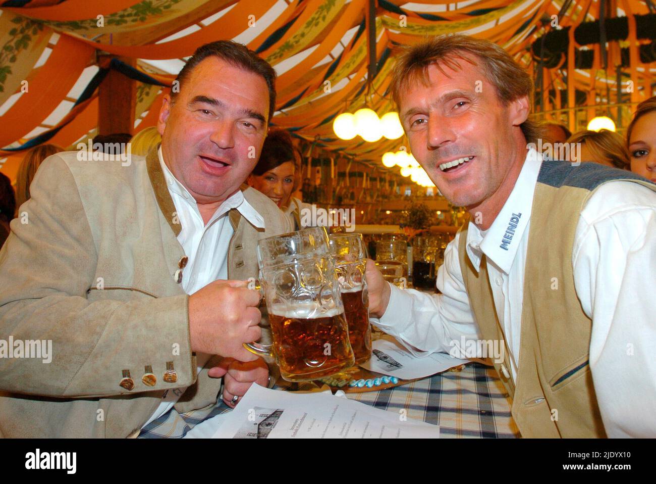 ARCHIVE PHOTO: Karl AUER turns 75 on June 26, 2022, 29 SN Wiesn 2209 ...
