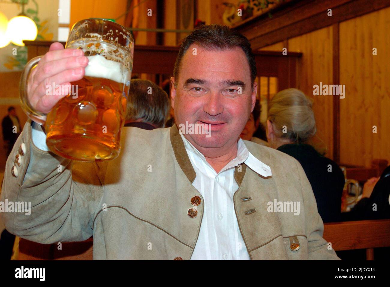 ARCHIVE PHOTO: Karl AUER turns 75 on June 26, 2022, 19 SN Wiesn 2209 ...