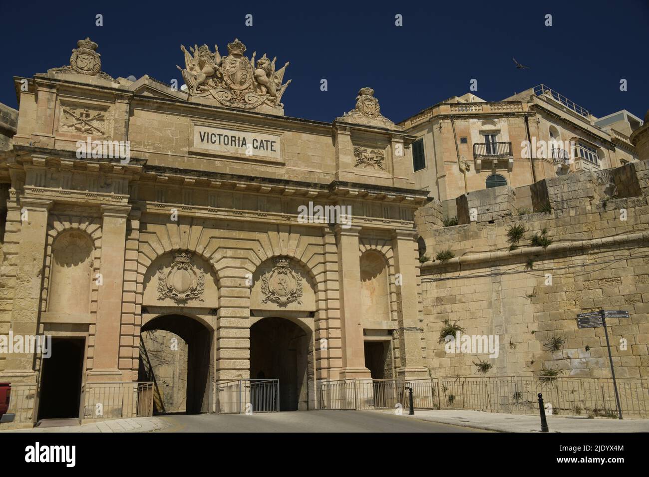 Victoria Gate, city gate of La Valletta, Malta Stock Photo - Alamy