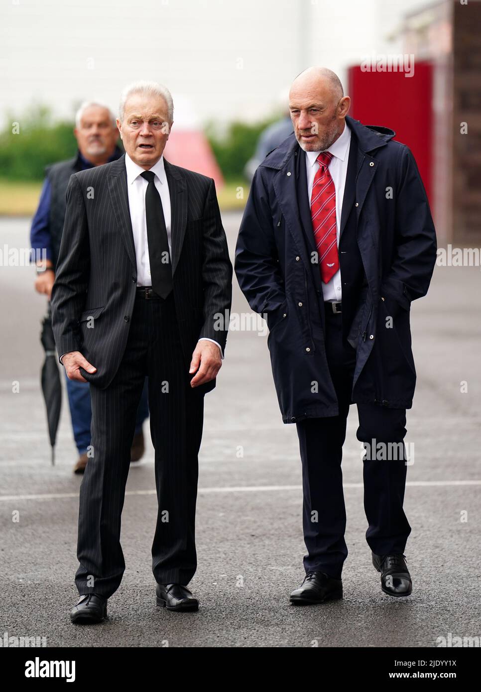 Peter Thomas and Robin McBryde arrive for the remembrance service for ...