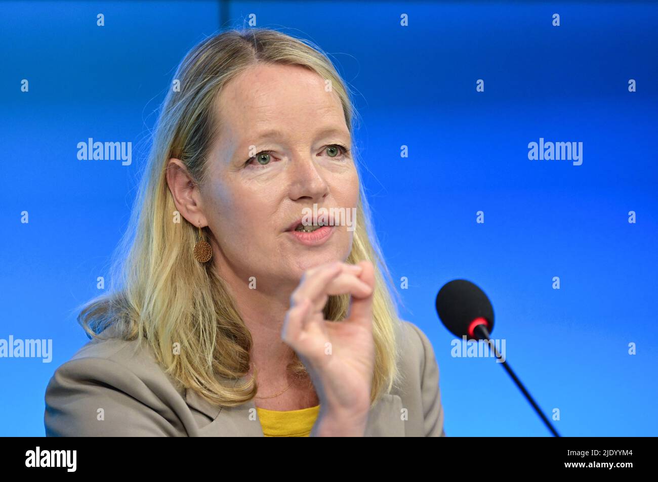 Stuttgart, Germany. 24th June, 2022. Thekla Walker (Bündnis 90/Die ...