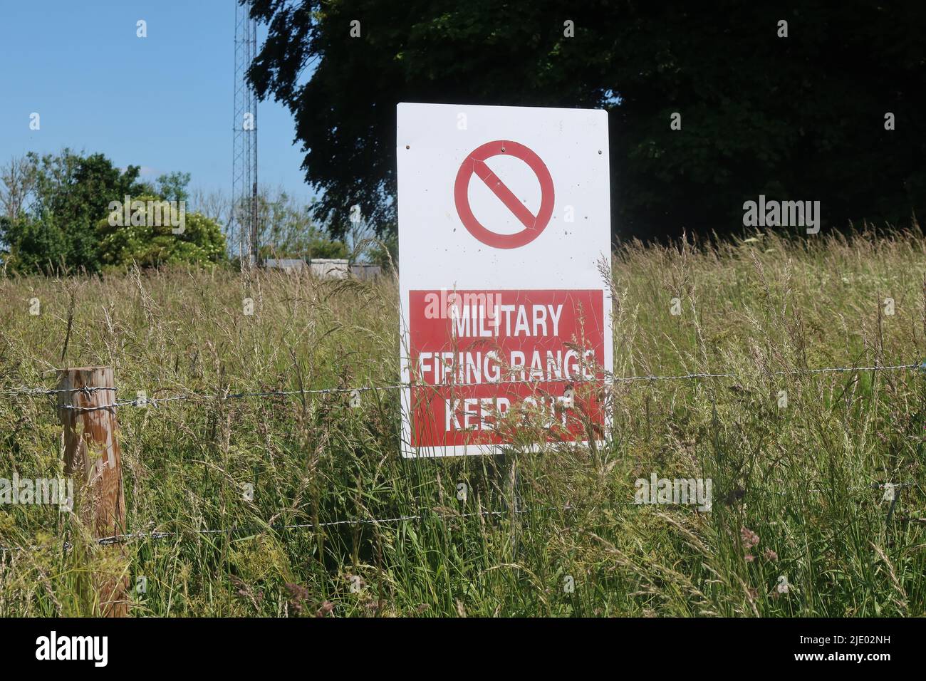 military firing range keep out sign. Wessex ridgeway. Edge of Salisbury ...