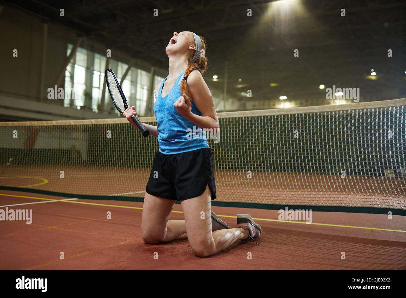 Tennis player crying on court hi-res stock photography and images - Alamy