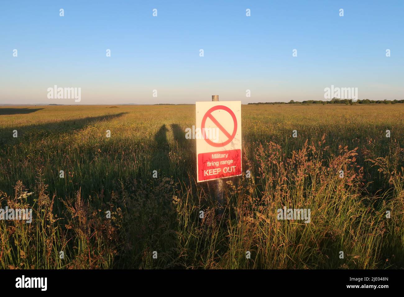 military firing range keep out sign. Wessex ridgeway. Edge of Salisbury ...