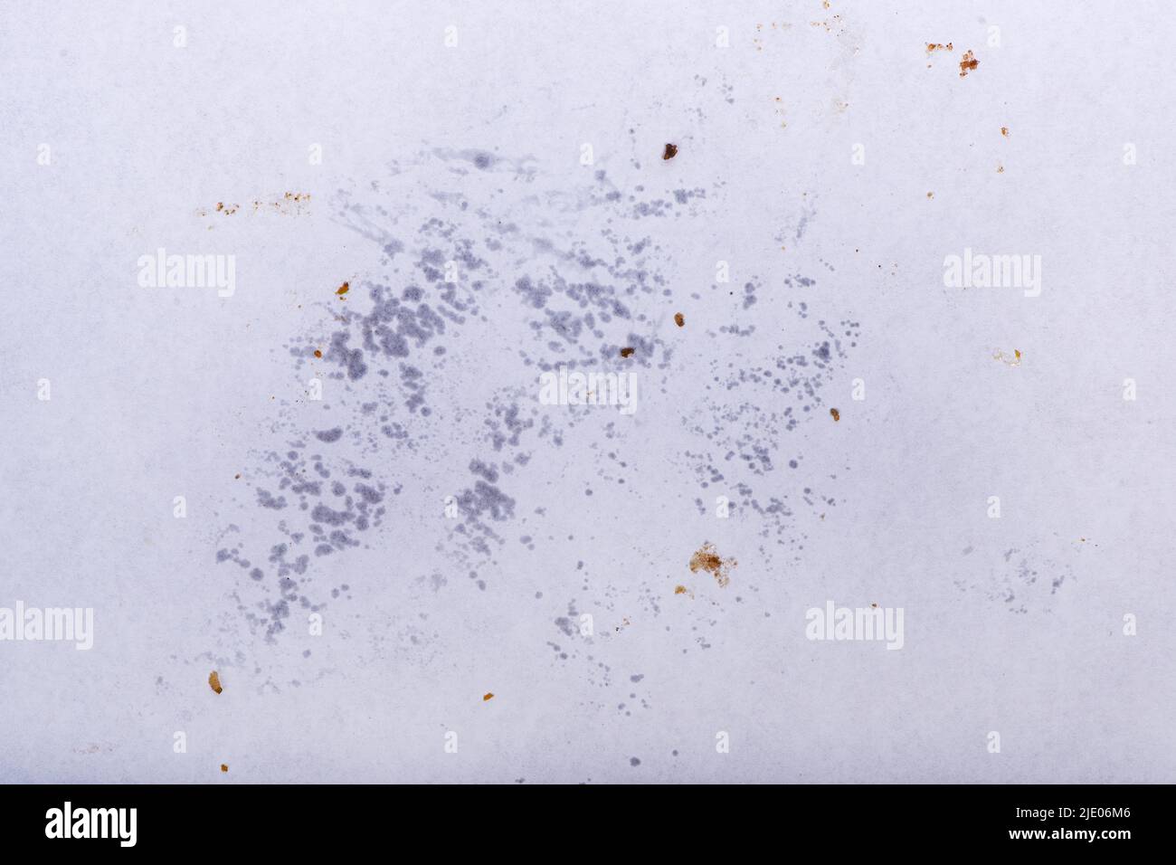 Messy dust sheet hi-res stock photography and images - Alamy