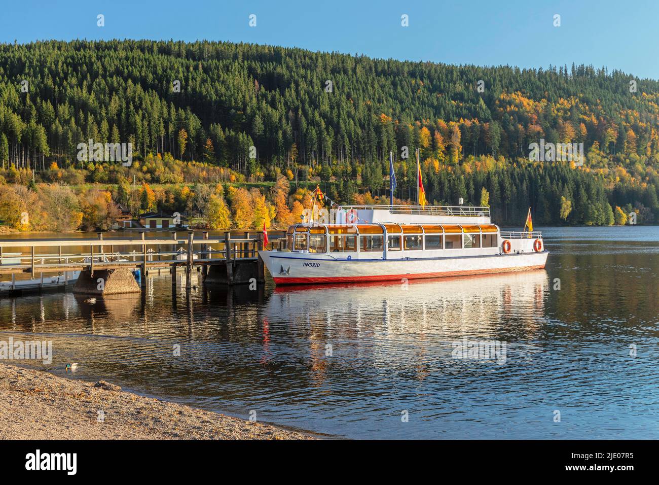 Titisee in autumn, Black Forest, Baden-Wuerttemberg, Germany, Titisee ...