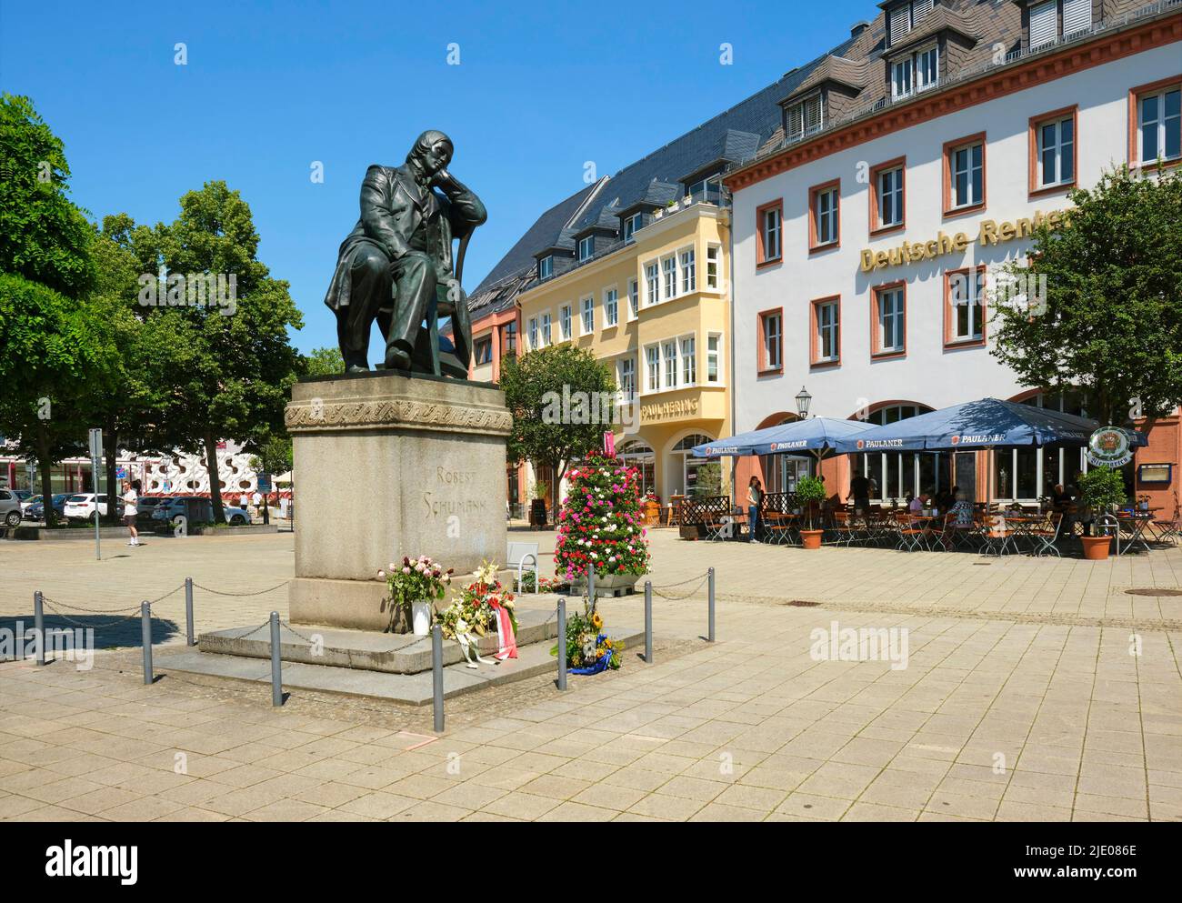The schumann monument hi-res stock photography and images - Alamy