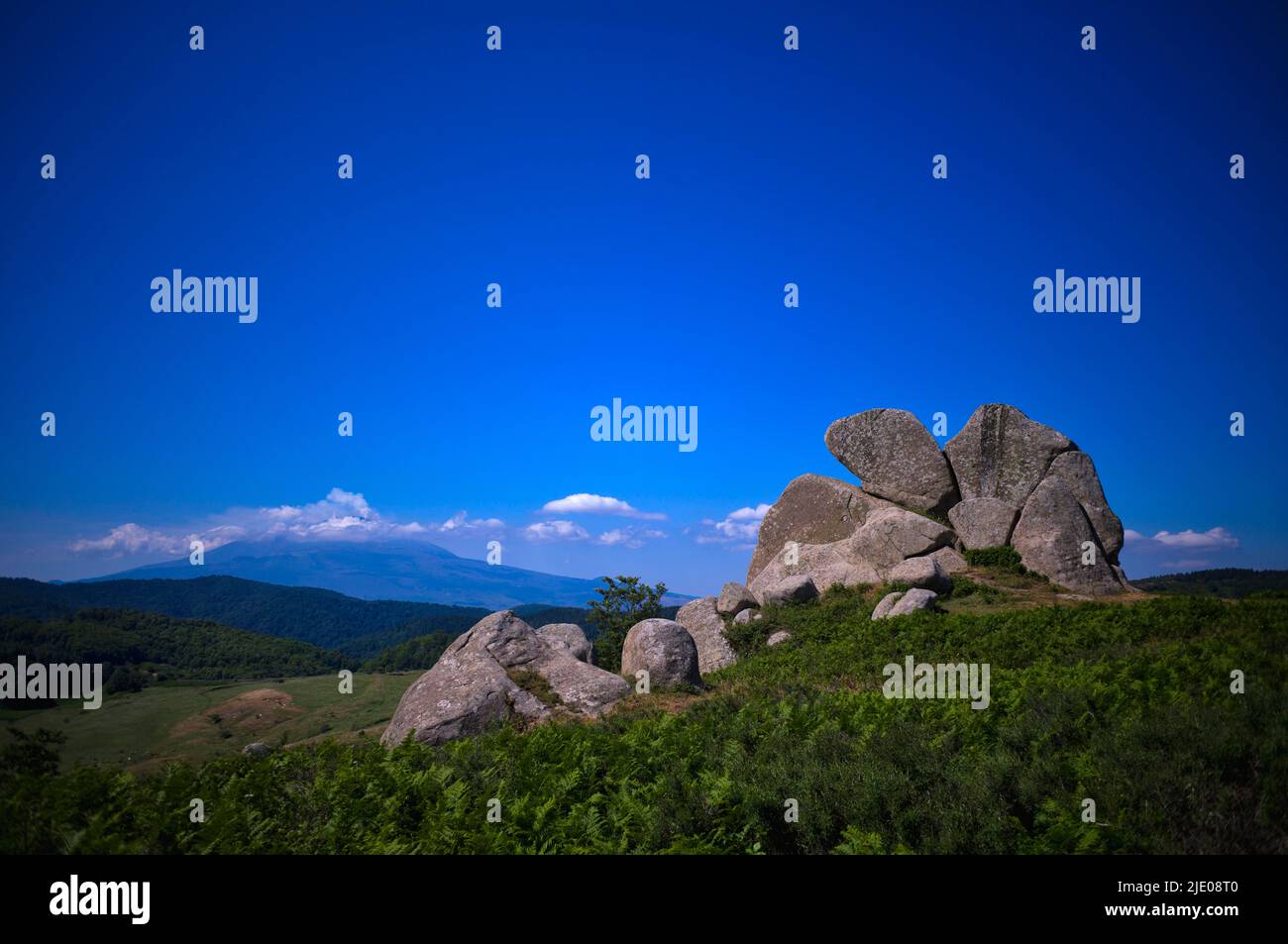 Pietra dei sette scalini, Rock of the Seven Steps, Rock of Altipiano ...