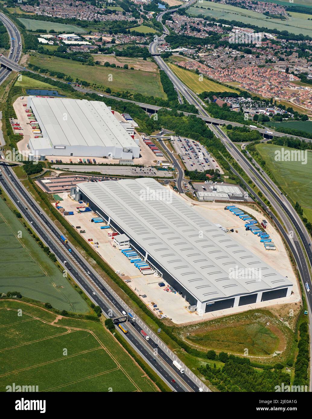 Two new retail distribution warehouse adjacent to the A1 motorway, at ...