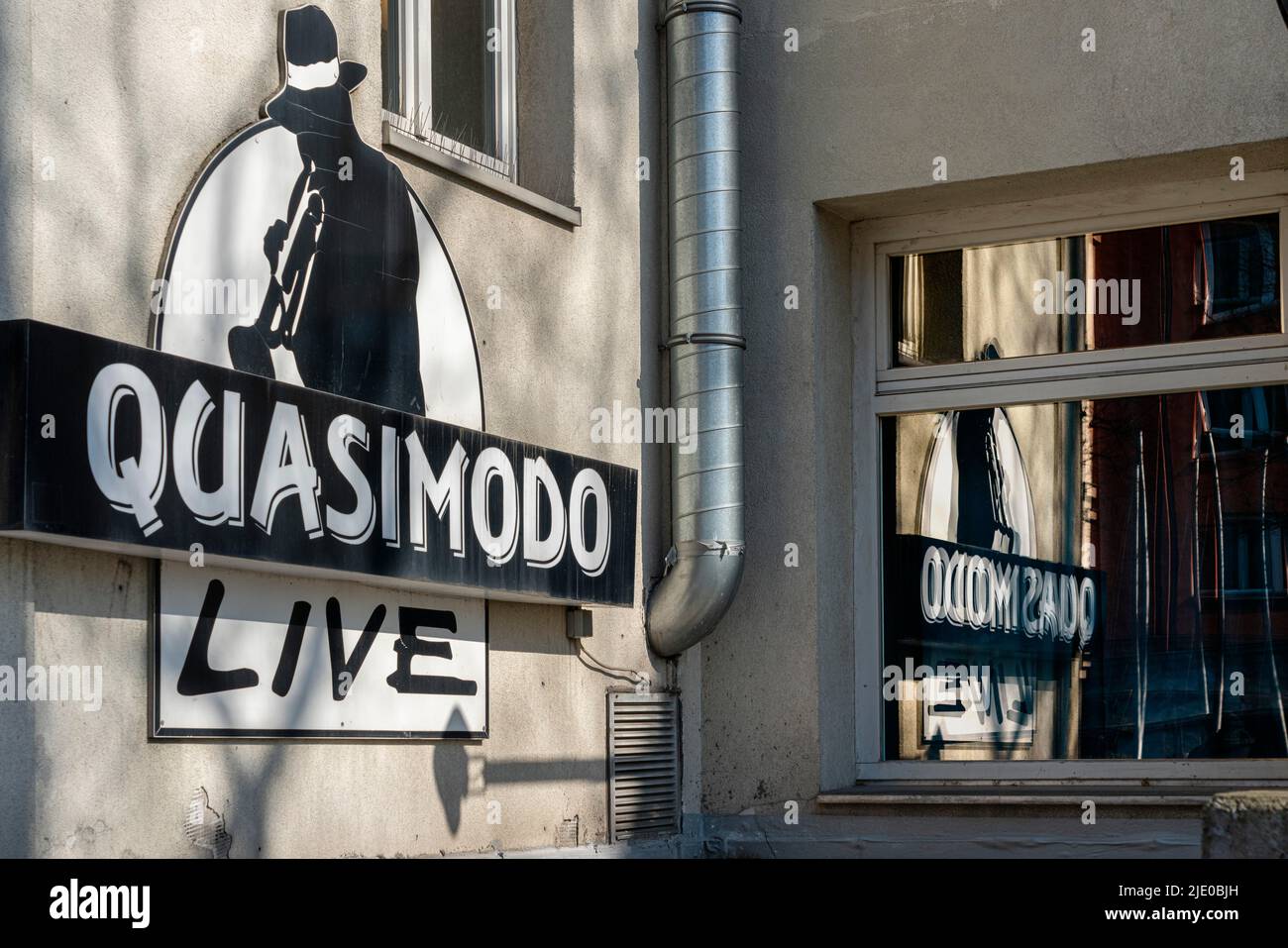 Quasimodo logo hi-res stock photography and images - Alamy