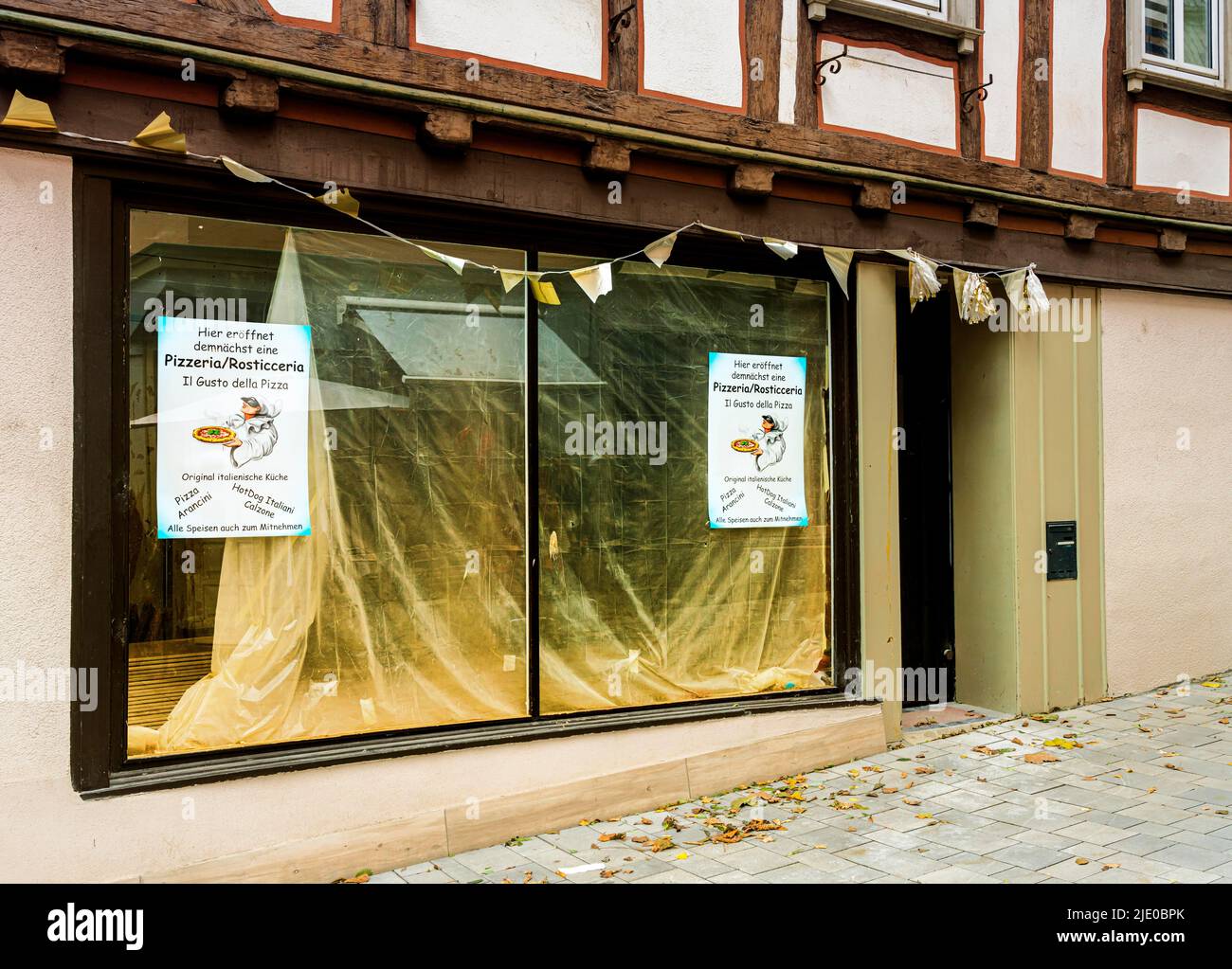 Commercial property hi-res stock photography and images - Alamy