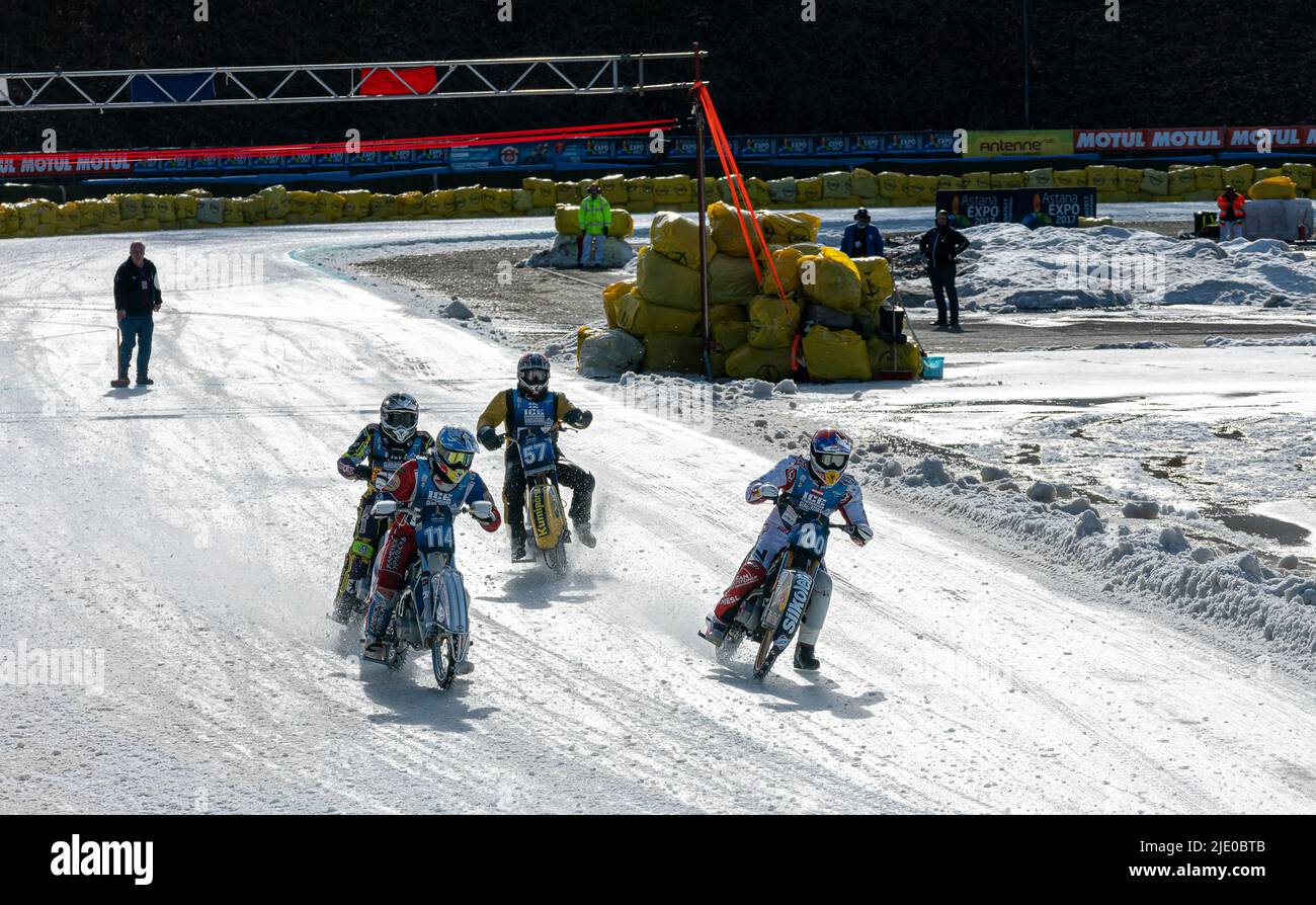 Ice speedway hi-res stock photography and images - Alamy
