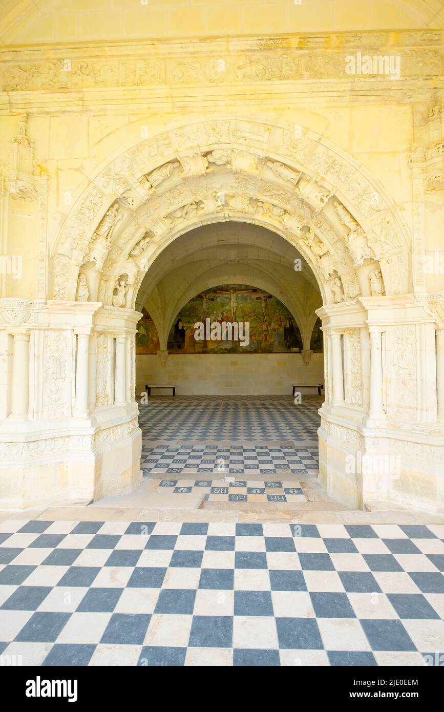 Abbaye notre dame de fontevraud hi-res stock photography and images - Alamy