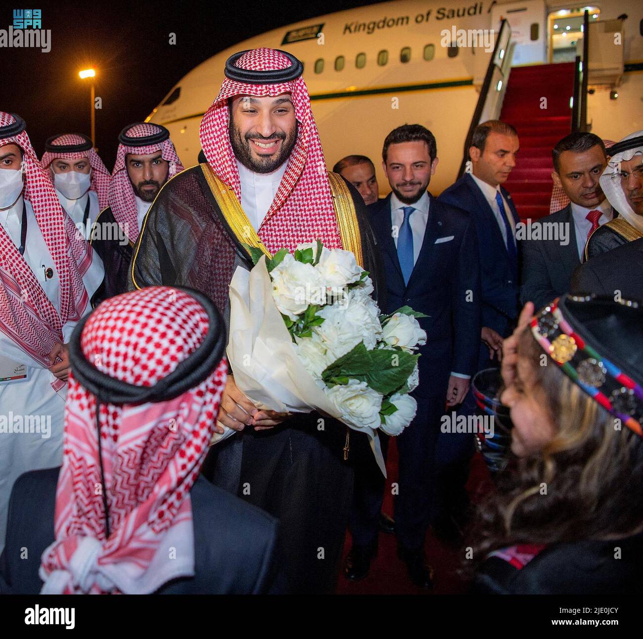 Jordan’s Crown Prince Hussein bin Abdullah (center) receive Saudi ...