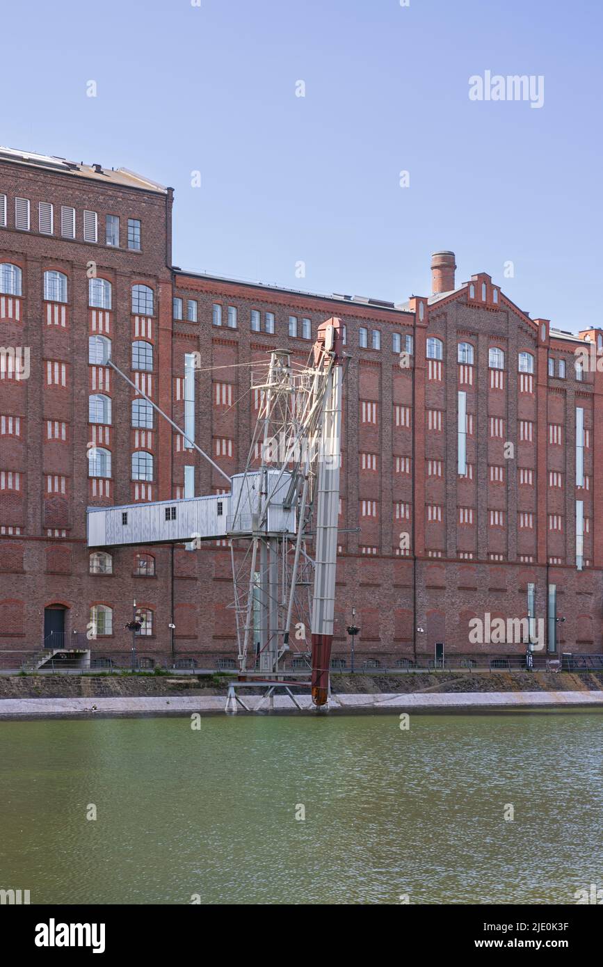 Warehouse exterior loading dock hi-res stock photography and images - Alamy