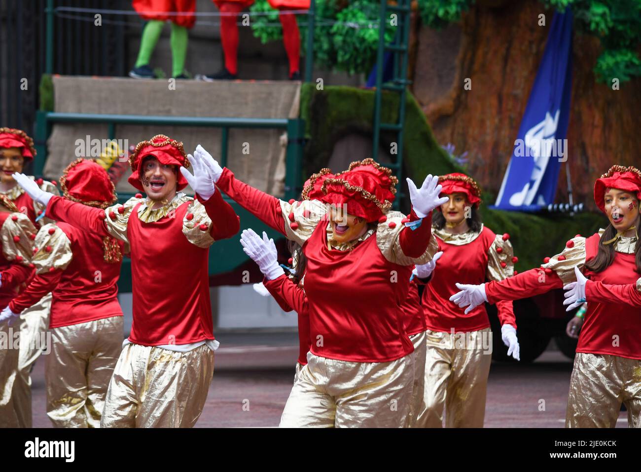 London, UK, 5th Jun 2022, Platinum Jubilee Pageant along the Mall ...