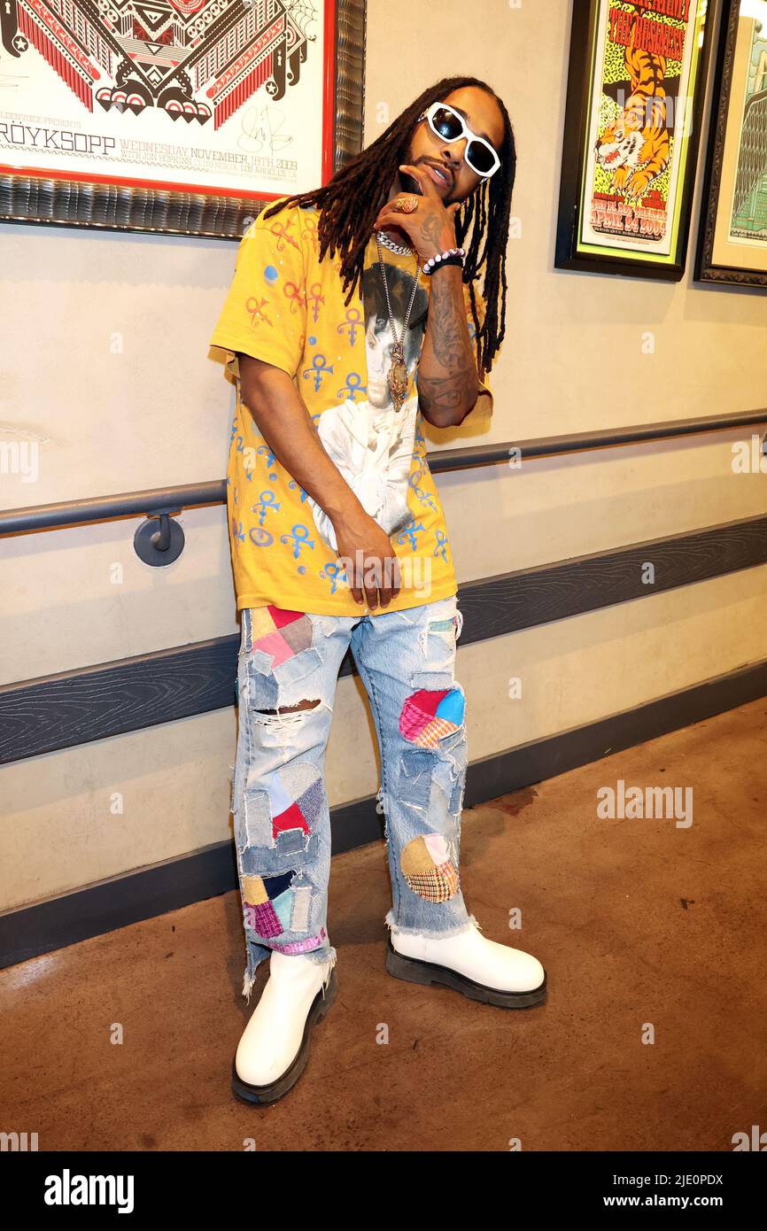 Los Angeles, Ca. 23rd June, 2022. Omarion backstage at VERZUZ - Omarion ...