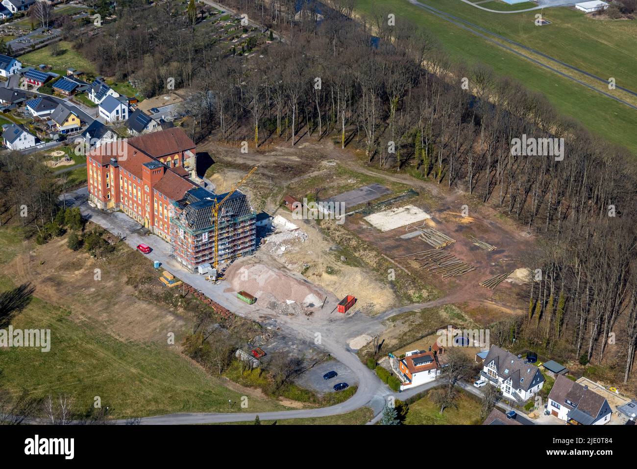 Aerial view, former monastery Oeventrop new building after roof truss ...