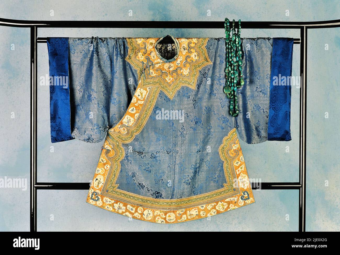 Wedding tunic hi-res stock photography and images - Alamy