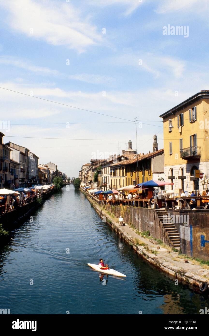 Navigli antiques market milan hi-res stock photography and images - Alamy
