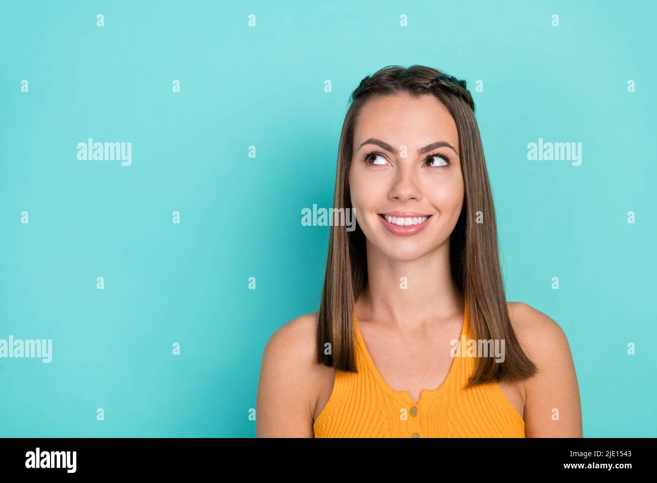 Photo of dreamy happy positive woman look empty space idea imagine lady ...